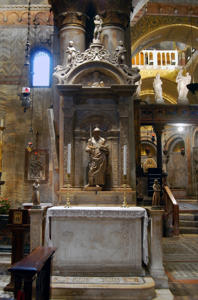 Basilica San Marco Gli altarini del 400 Basilica San Marco Gli altarini del 400